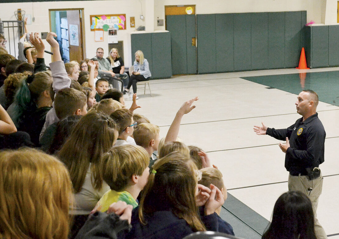 Greenmont Elementary Students get lesson on vaping dangers | News ...